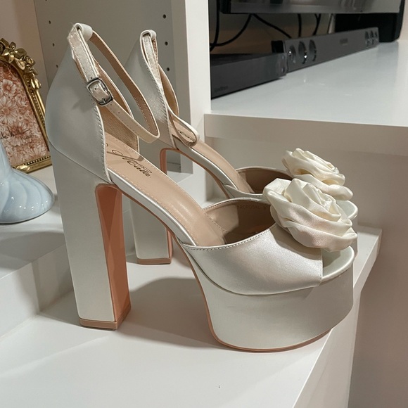 Mata Shoes | Shoes | New Mata Shoes Block Heels | Poshmark